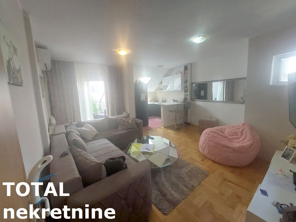 Stan,NOVI SAD,SALAJKA 75.00m2,146750€ , ID: 1096572