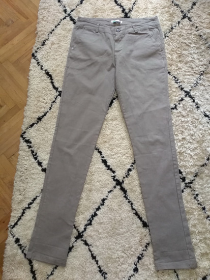 PANTALONE IZ ITALIJE vel. S
