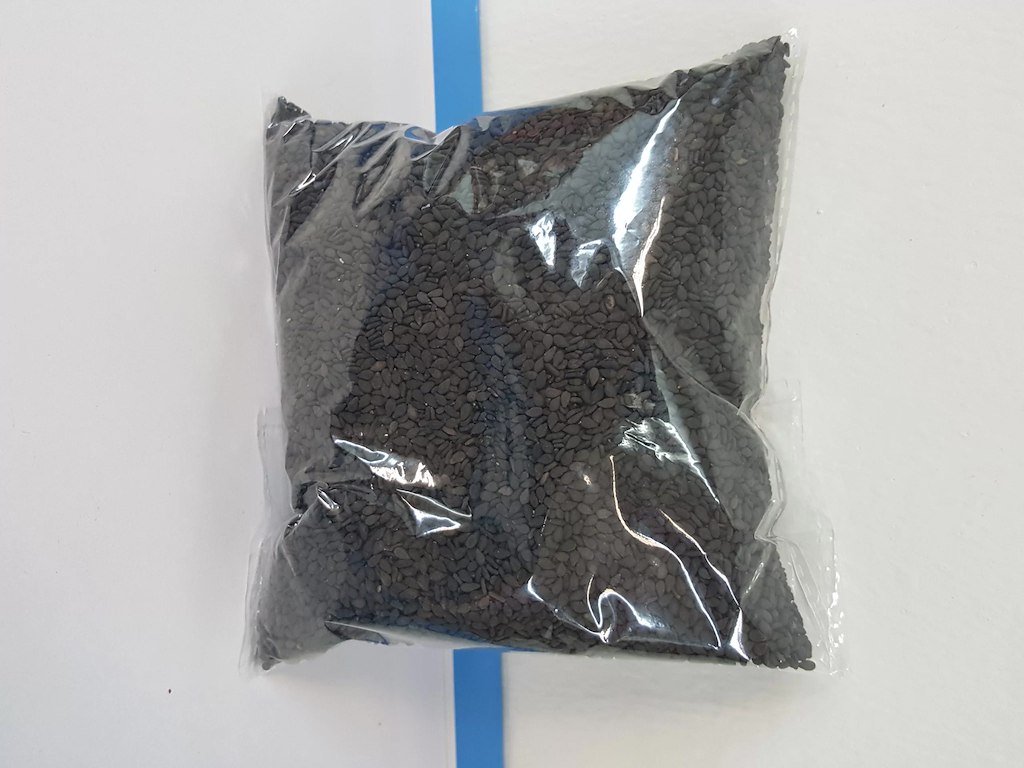 Pečeni crni susam (rinfuz) – 250gr