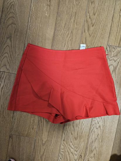 Zara skort SNIZENO 700