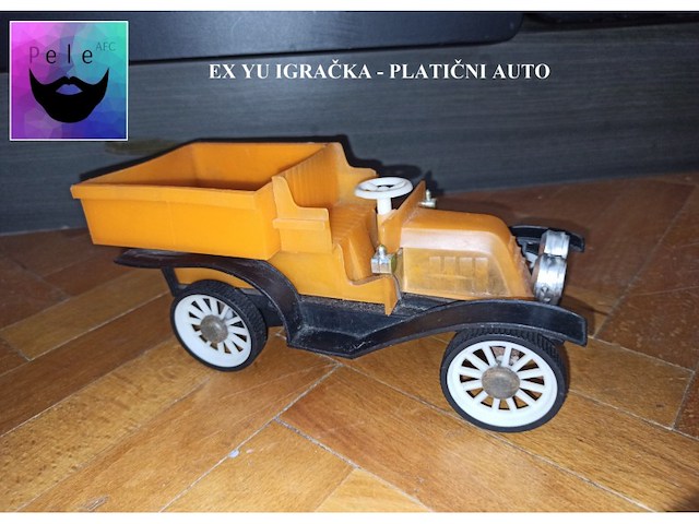 Stari plasticni auto oldtimer EX YU - TOP PONUDA