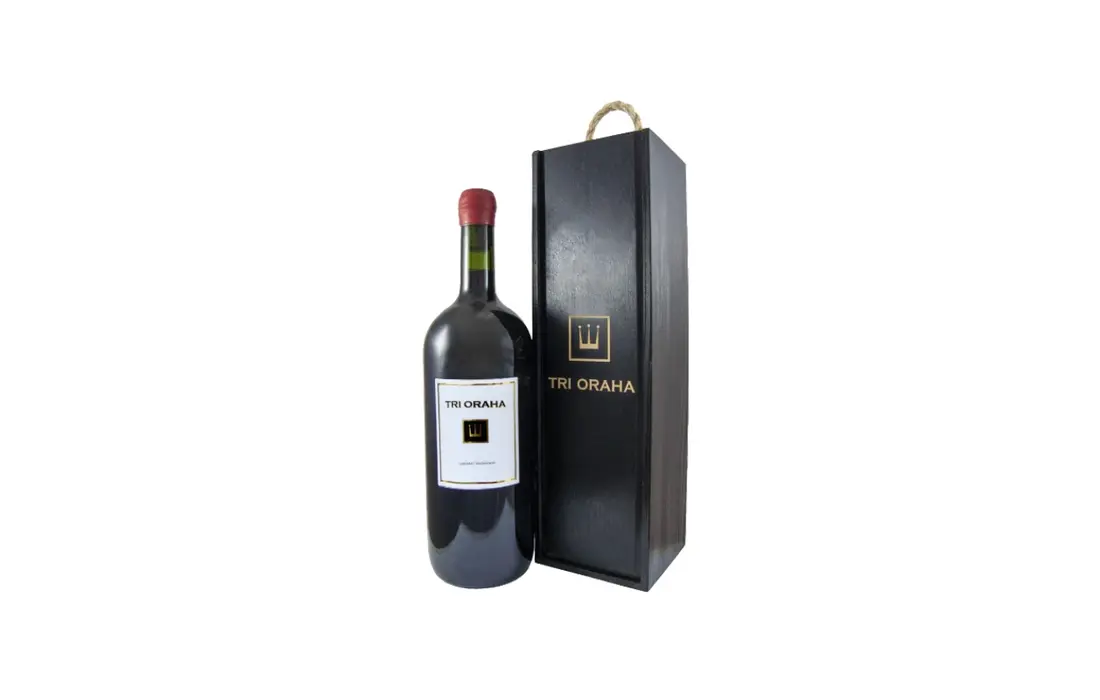 TRI ORAHA 2009 crveno vino 1.5l