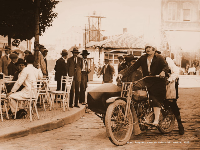 Stari Beograd, dama na motoru 1929. terazije, uramljena slika 30x40cm i 40x50cm