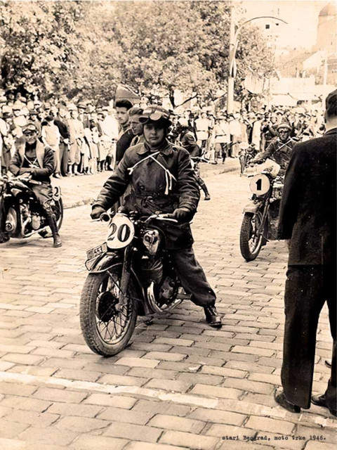 Stari Beograd, moto trke 1946., uramljena slika 30x40cm i 40x50cm