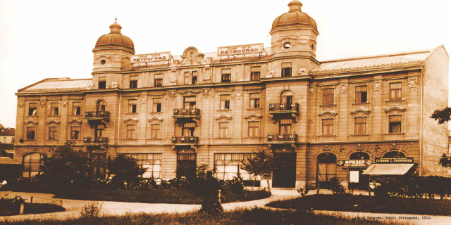 Stari Beograd , hotel Petrograd 1912., uramljena slika 50x100cm