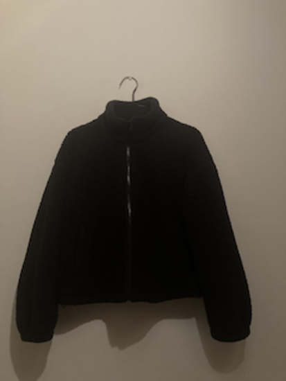 C&A crna jaknica