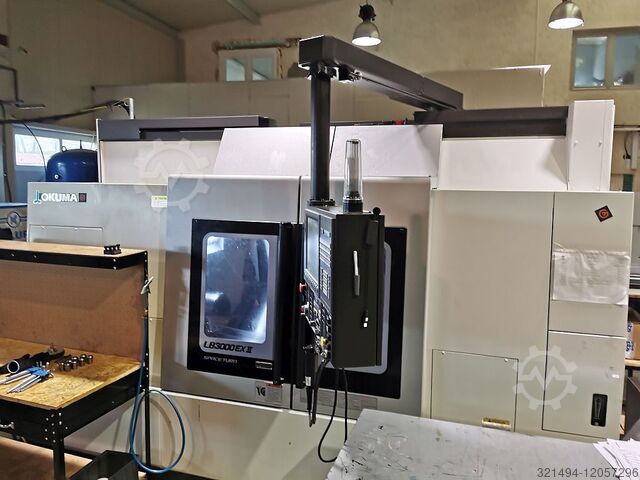 CNC lathe
Okuma LB3000 EX II