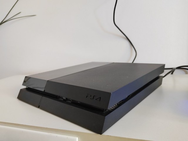 Sony PS4 / 500GB