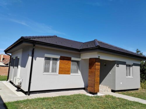 Prodaje se potpuno nova montažna kuća u Bačkoj Topoli