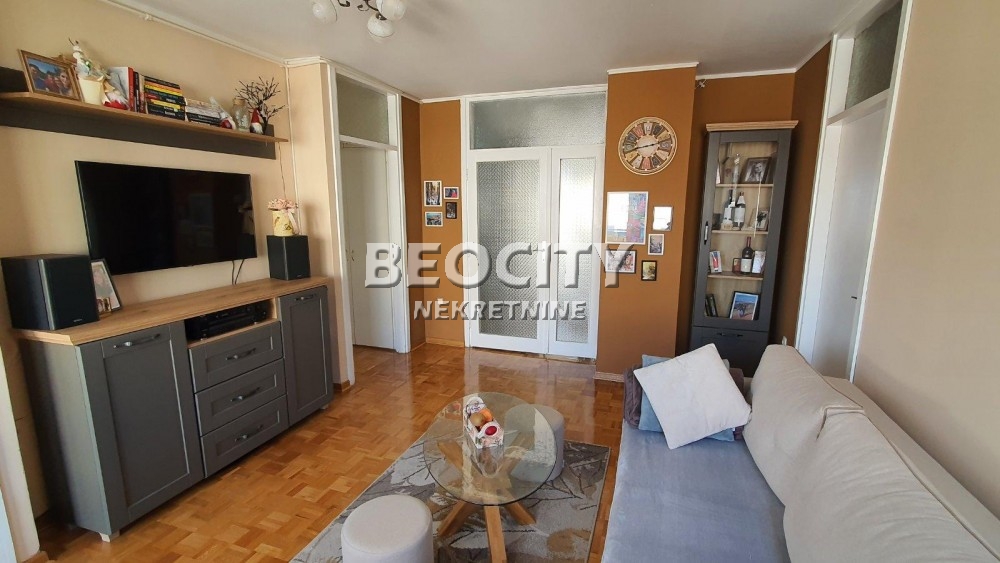 Trosoban stan, 75 m2, Novi Sad, Bulevar oslobođenja ID: 95719