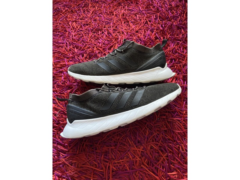 Adidas patike 46