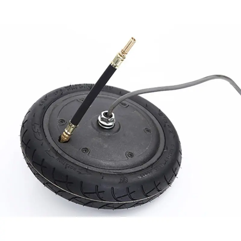 Adapter za pumpanje gume sa ventilom za električni trotinet crni