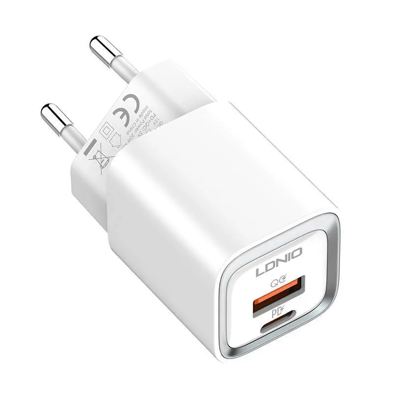 LDNIO Kućni punjač A2318C 20W PD Quick Charge 3.0 sa Type C na iPhone lightning kablom beli