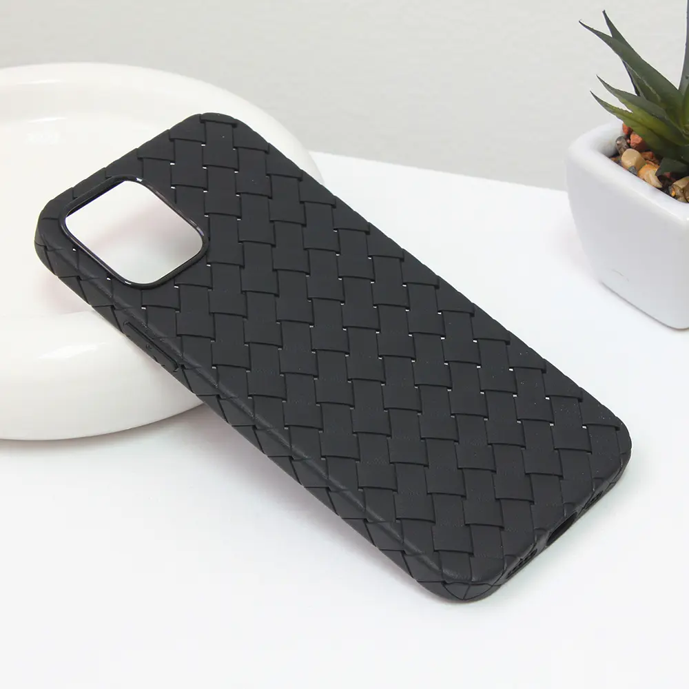 TERACELL Torbica Weave case za iPhone 12 6.1 crna