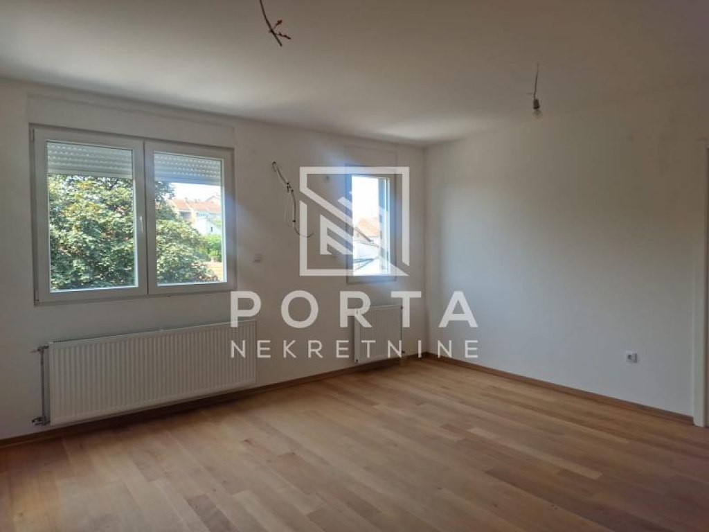 Zemun, Banijska, 2. 0, 52 m2 i garažno mesto, odličan ID#1411