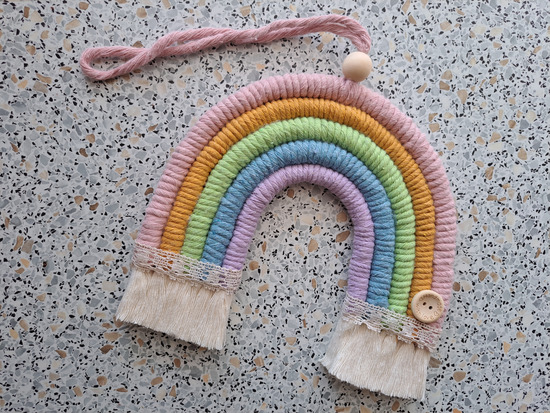 Macrame rainbow-retro