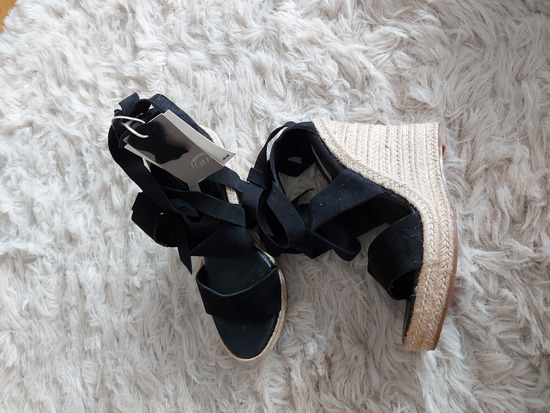 Nove H&M platforme