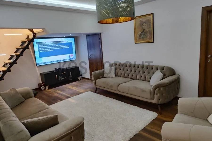 Prodaja, petosoban stan, 130m2, Rakovica, Beograd