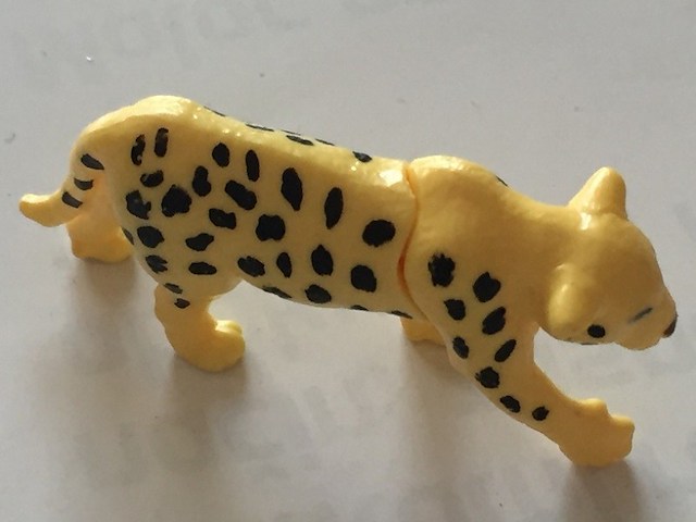 FIGURA LEOPARD