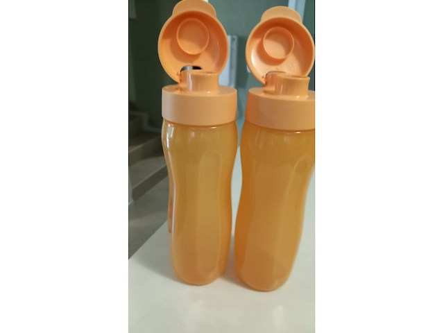 Tupperware flašica, 500 ml, cena je po komadu