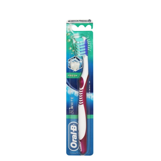 Oral-B 3D WHITE FRESH MEDIUM