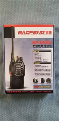 Radio stanica sa slušalicama Model Baofeng BF-888S