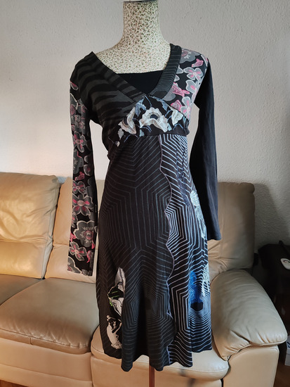 Desigual haljina M