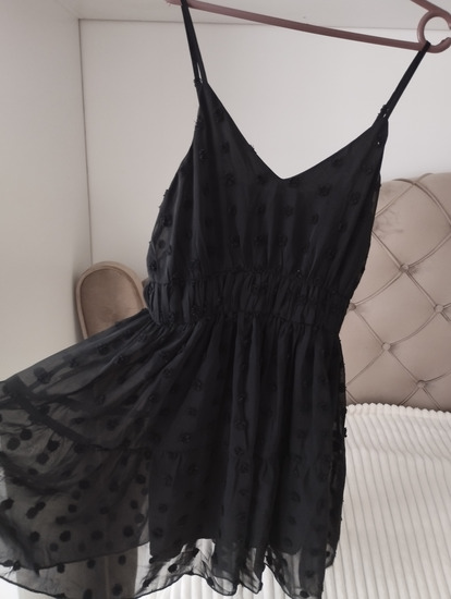 Slatka crna haljina