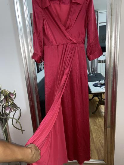 Duga svilena haljina
