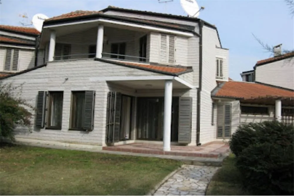 Izdavanje, kuća, 500m2, Pantelej, Niš