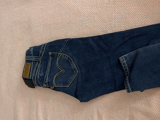 levi’s farmerke br.23