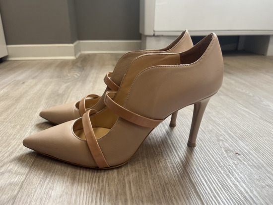 Nude salonke