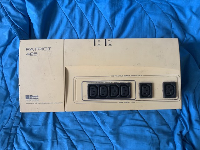 UPS - Patriot 425