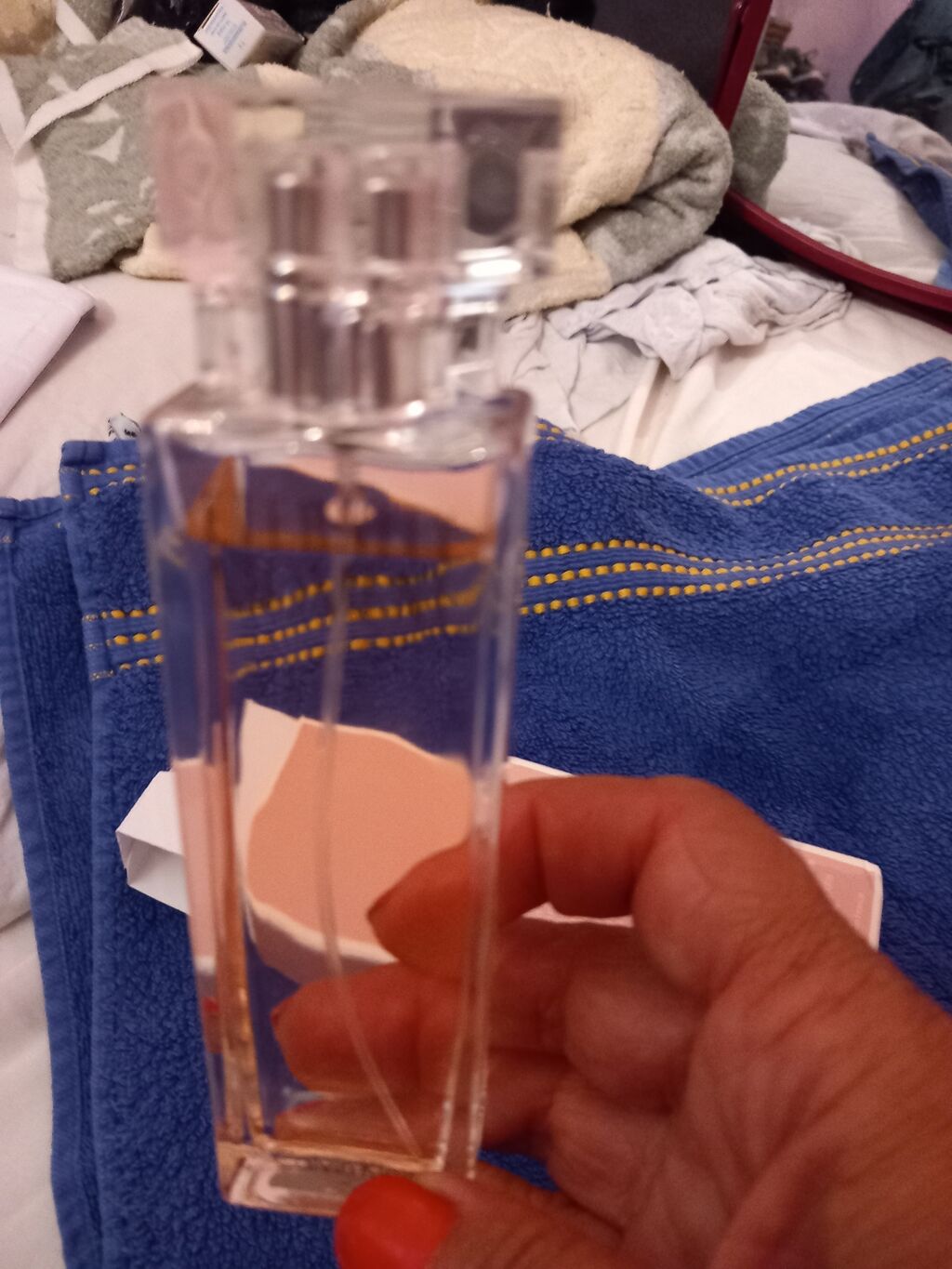 Parfem clinic 50 ml. original kuplhen na aerodromu prsnut jednom