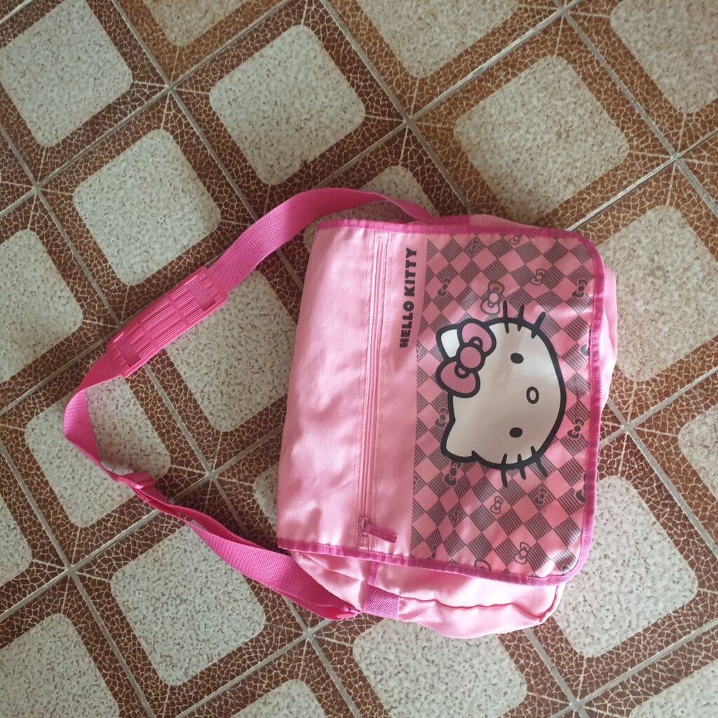 Nova Hello Kitty torba za devojčice prelepa
