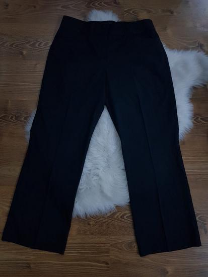 Icona muske pantalone