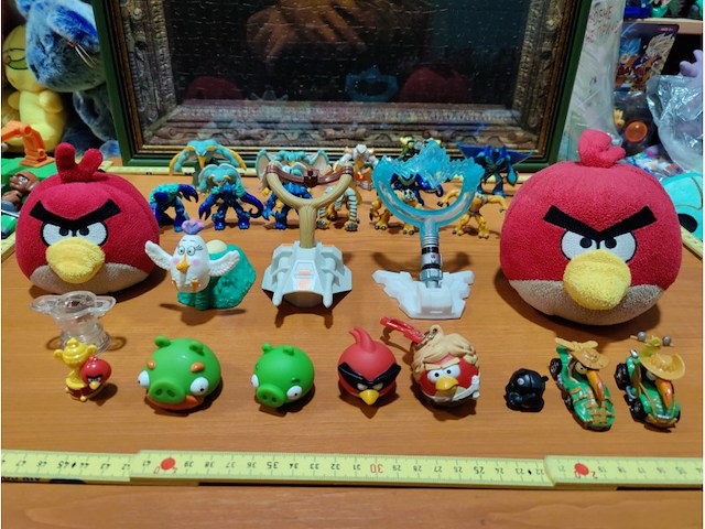 Angry Birds lutka Red plišani i figurice i praćke u pon