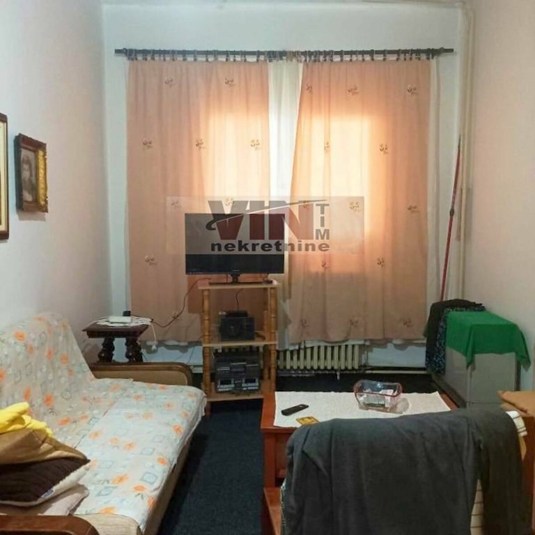 BARAJEVO BARAJEVO GAJ 79m2 , 79 , 55000e