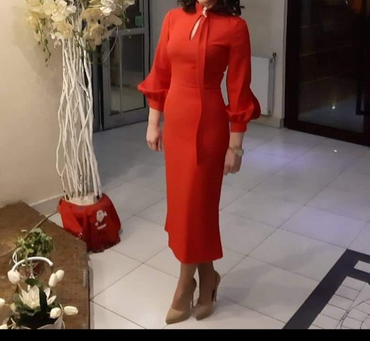 Haljina s