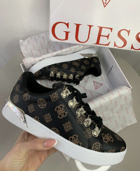 Guess patike novo