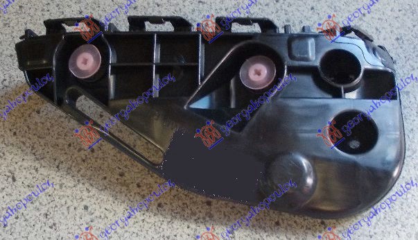 NOSAC PREDNJEG BRANIKA PLASTICNI (4WD) Desna str. TOYOTA HI-LUX 2WD/4WD (2015-2020) (OEM: 52115-0K180)
