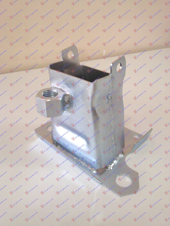 NOSAC PREDNJEG BRANIKA METALNI Desna str. RENAULT CLIO (2006-2009) (OEM: 8200834853)