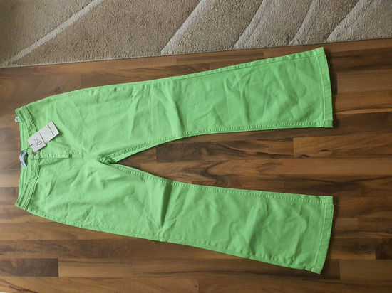 Zelene pantalone/ SNIŽENE