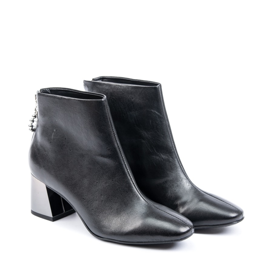 Vicenza-445004-11 calf-preto