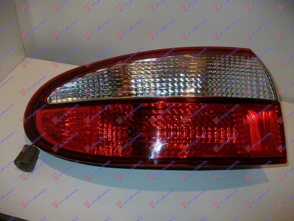 STOP LAMPA SPOLJASNJA – 01 Leva str. DAEWOO LANOS H/B (1997-2008) (OEM: 96304618)