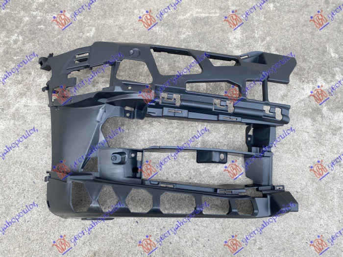 NOSAC MAGLENKE PREDNJI PLASTICNI Desna str. BMW SERIES 5 (G30/G31) (2016-2020) (OEM: 51117385346)