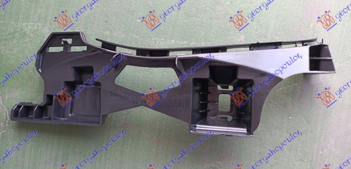 NOSAC ZADNJEG BRANIKA DONJI PLASTICNI Desna str. MERCEDES E CLASS (W213) (2016-2020) (OEM: 2138850165)