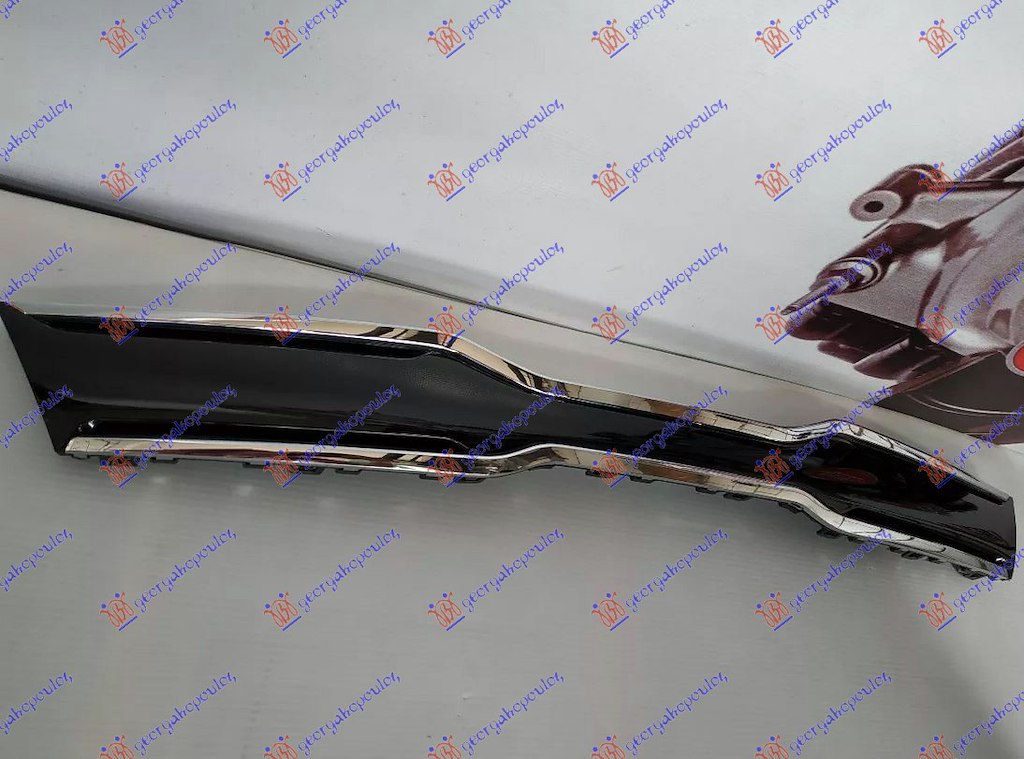 PVC MASKA CRNA SA HROMOM KIA RIO H/B (2017-2020) (OEM: 86350-H9010, 86350H9010)