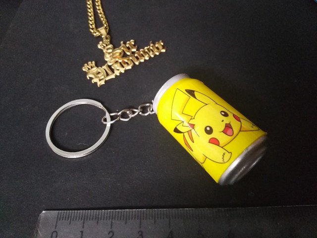 Pokemon Pikachu privezak u obliku limenke