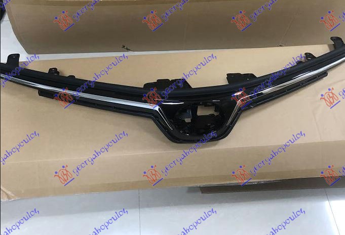 PVC MASKA KOMPLET SA HROMIRANOM LAJSNOM TOYOTA COROLLA (E21) SDN (2019-) (OEM: 52125-02390, 5212502390)